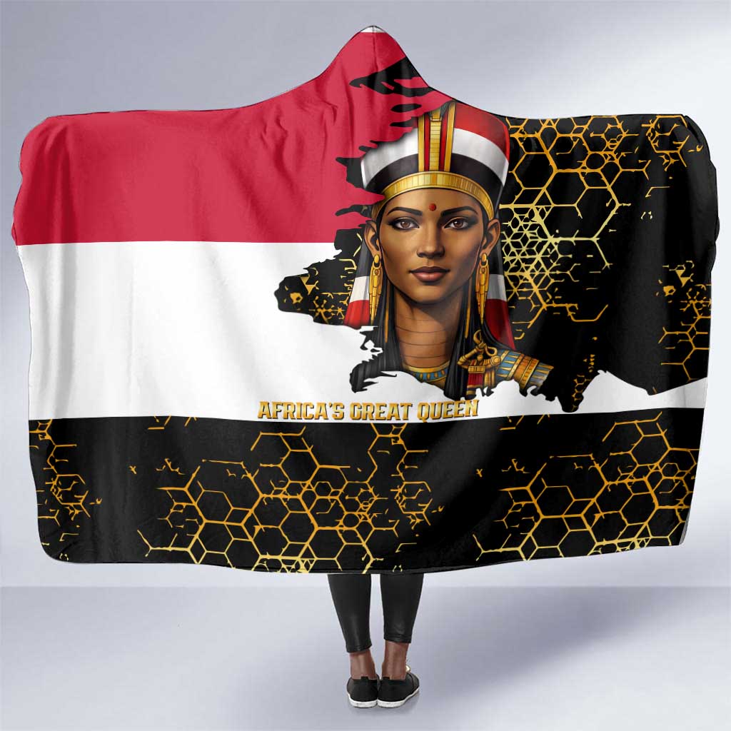 Hatshepsut Hooded Blanket with Royal Portrait, Pre-Colonial Empires ...